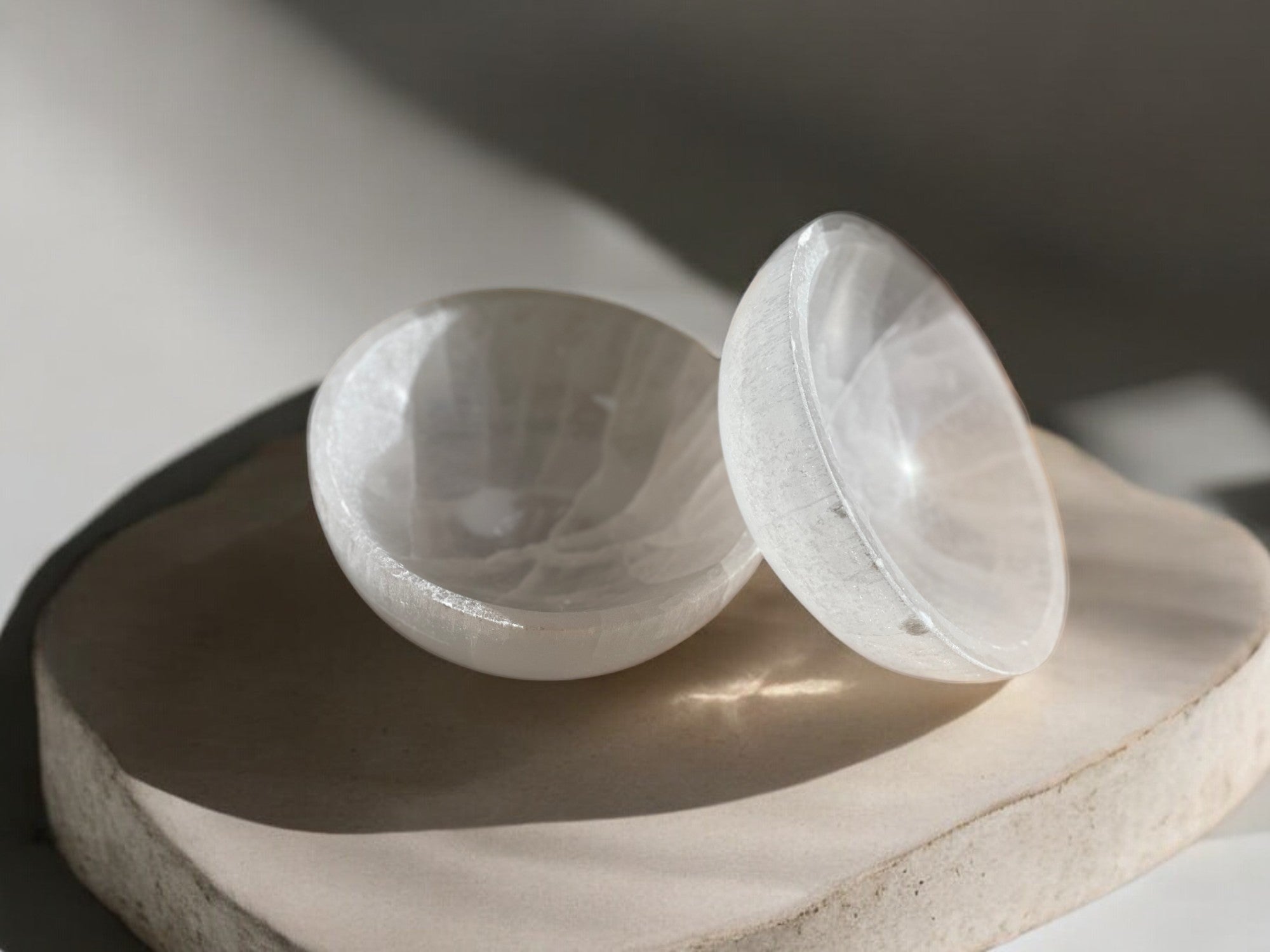 Selenite | Discover the Meaning and Benefits of Selenite Crystals Bowls